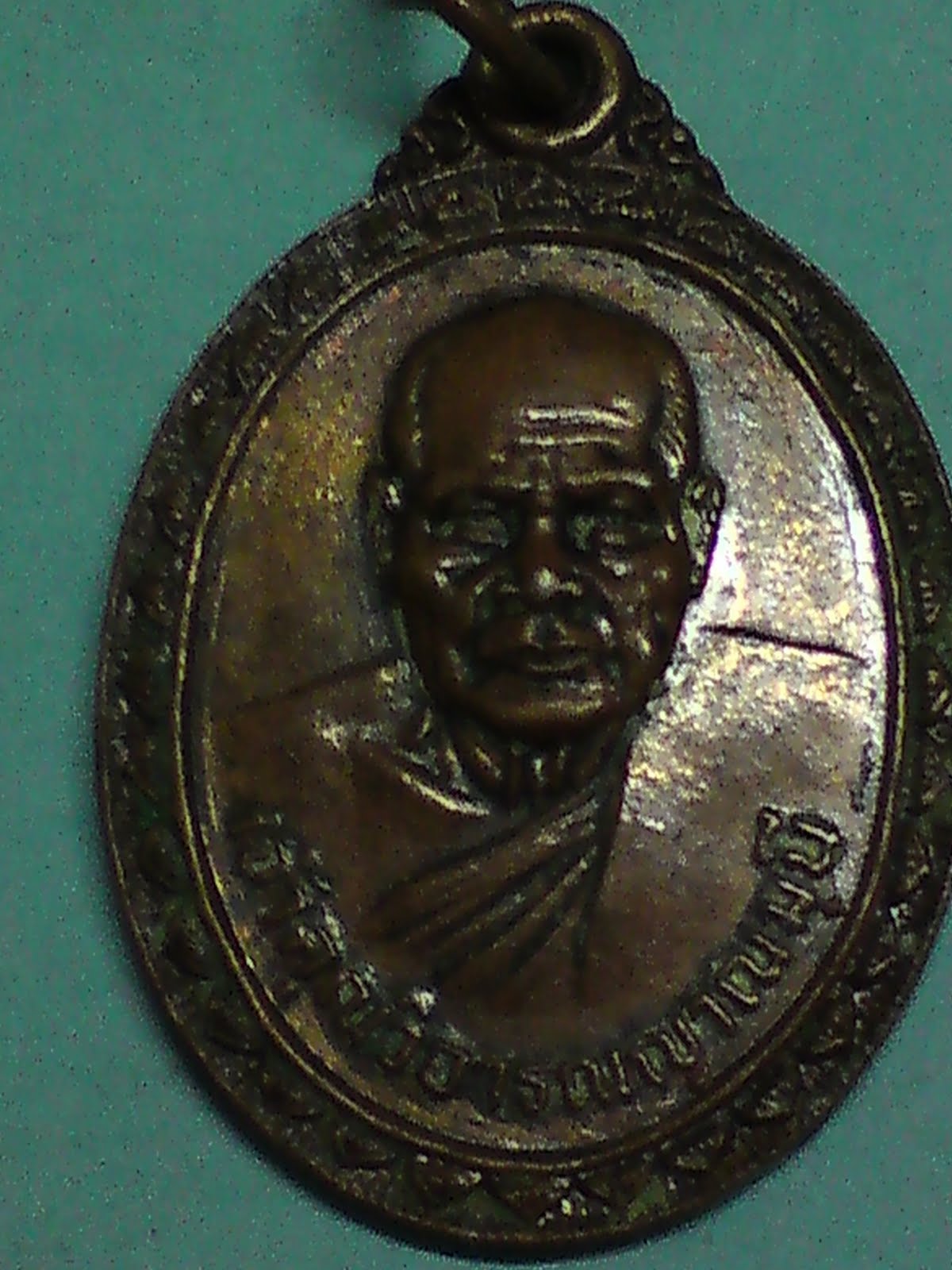 Buddha amulet: TOK RAJA 2524