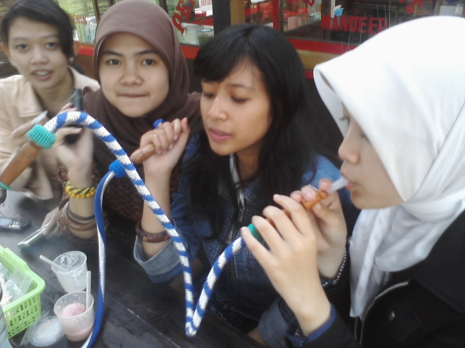 my whole life: SISHA, rokok arab yang telah menjadi tren