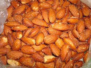 sweetannabels: How to Make White Chocolate Almond Clusters in 6 easy steps