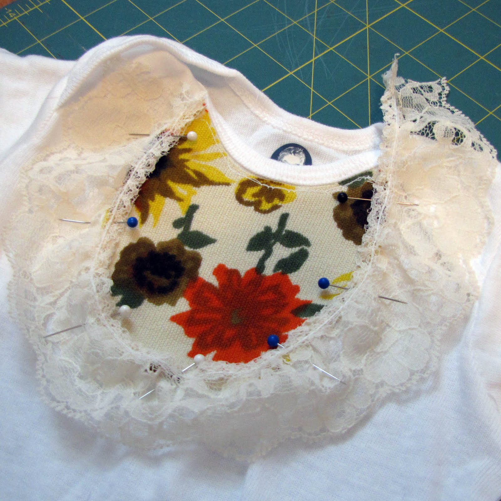 Blue Bird Lucy's: Tutorial: ** Lace and Ruffles Bib Top**