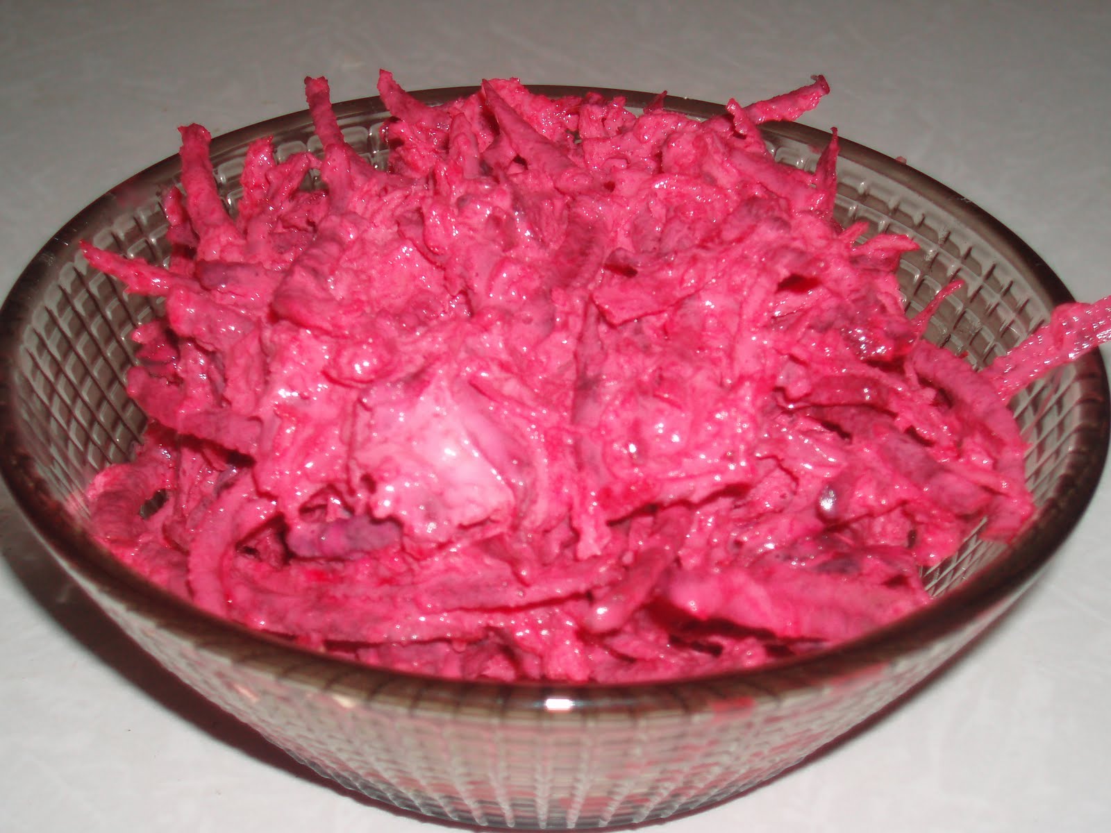 Sille toidublog: Peedisalat mustrõikaga