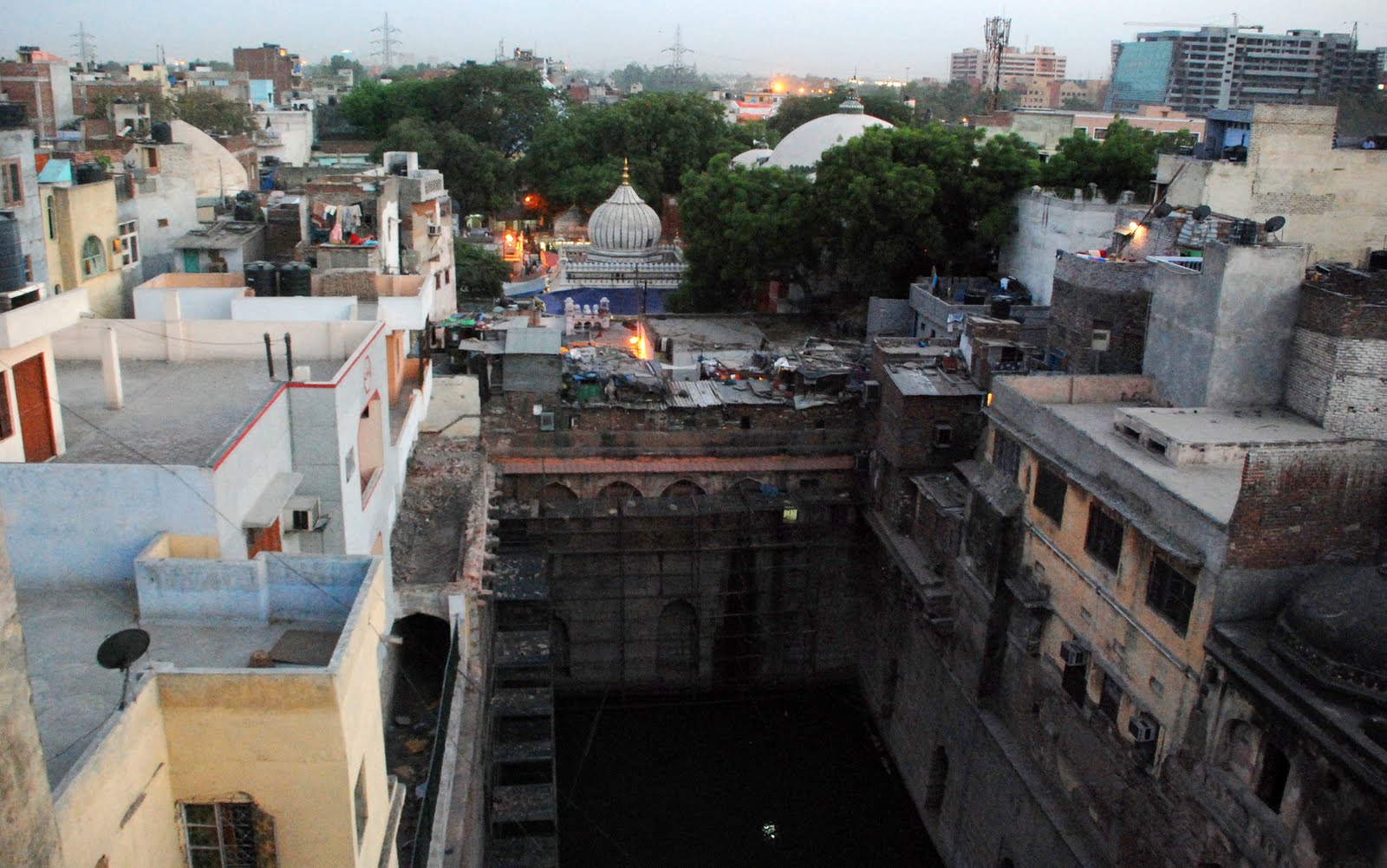 GALLERY OF INDIA: NIZAMUDDIN BASTI