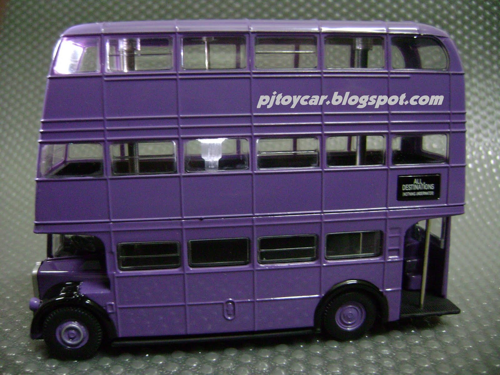 PJ Toy Car: THE KNIGHT BUS from the movie Harry Potter
