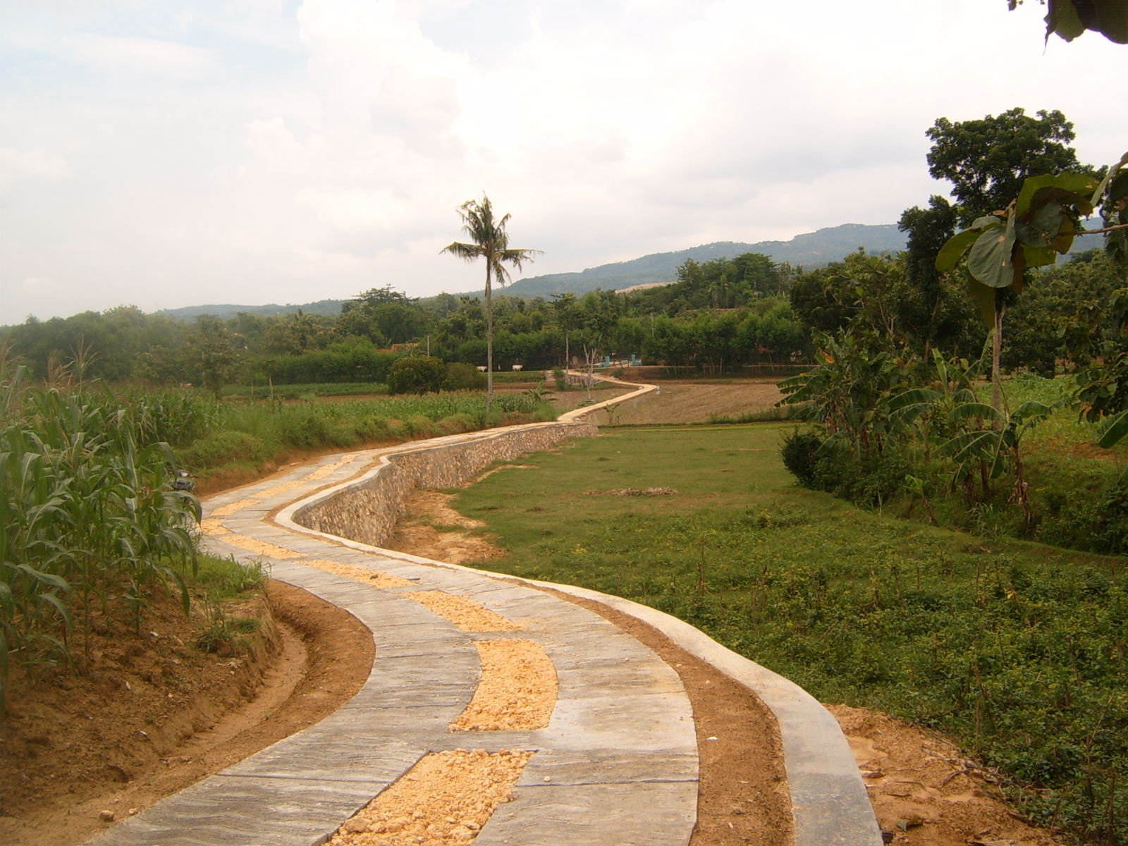 Kusmala Rita: Rabat Beton