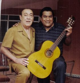 MÚSICA - PERÚ SHOW: º RAMÓN AVILÉS CELEBRA 40 AÑOS DE VIDA ARTÍSTICA