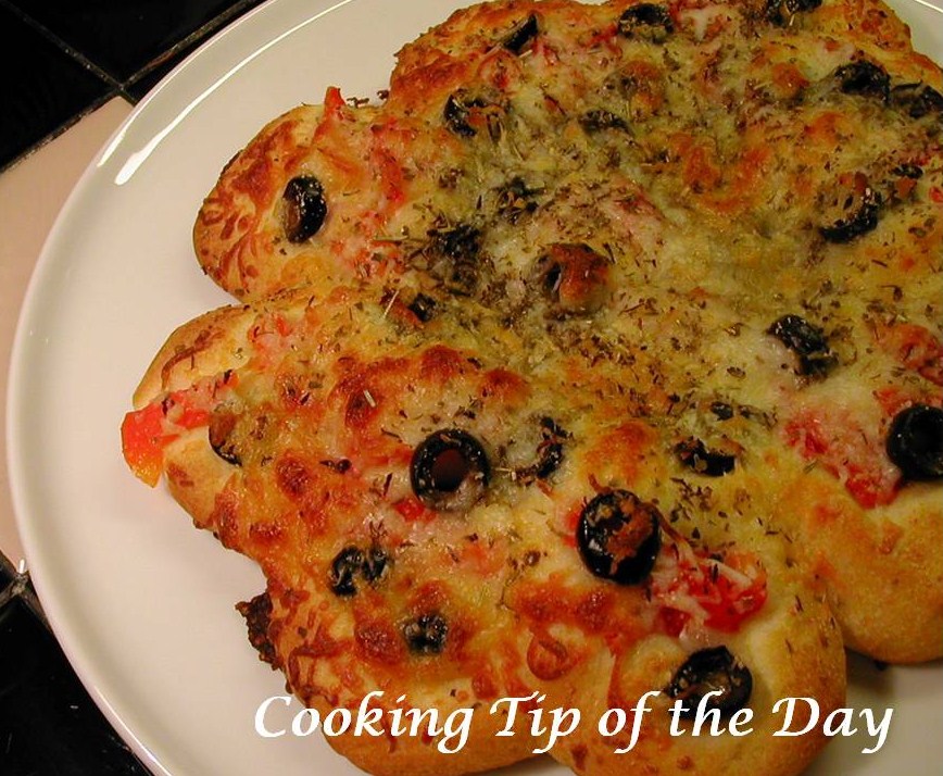 Cooking Tip of the Day: Recipe: Roasted Red Pepper Biscuit Pull-Apart