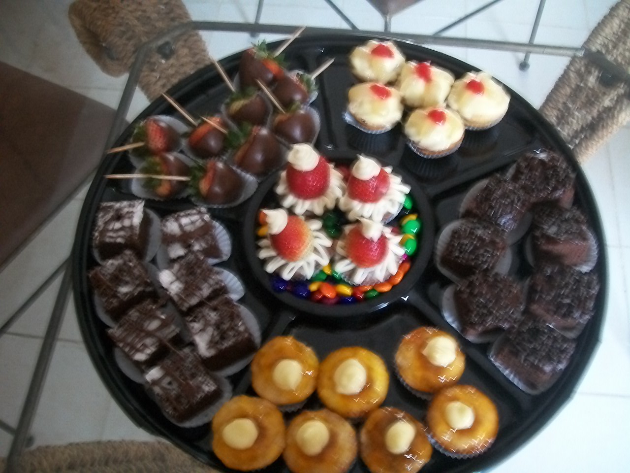 CHOCOLATERIA TUTTO OCASSIONE: CHAROLAS DE POSTRE