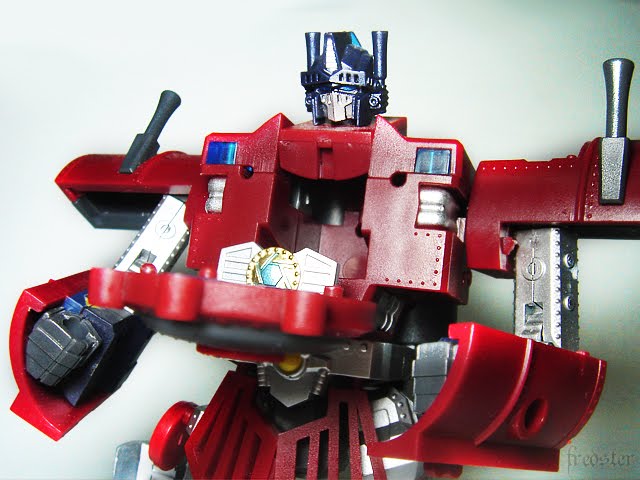 Transformers : Optimus Prime: Heart of Steel