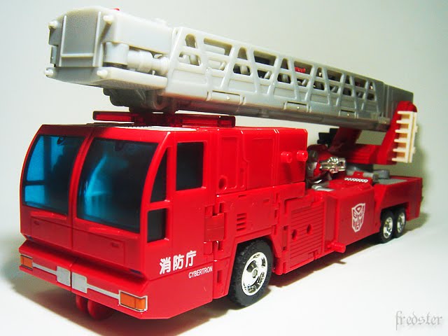 Transformers : Optimus Prime: Robots in Disguise - Fire Convoy