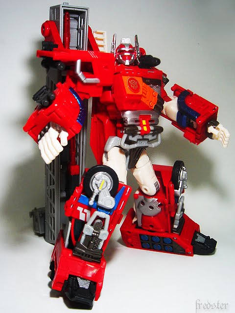 Transformers : Optimus Prime: Robots in Disguise - Fire Convoy