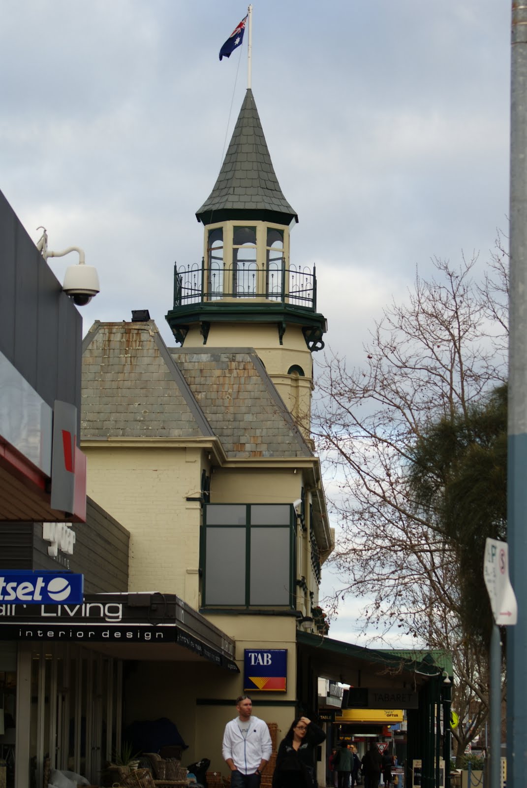 Gracious Moments: Mornington town - Sunday winter walk
