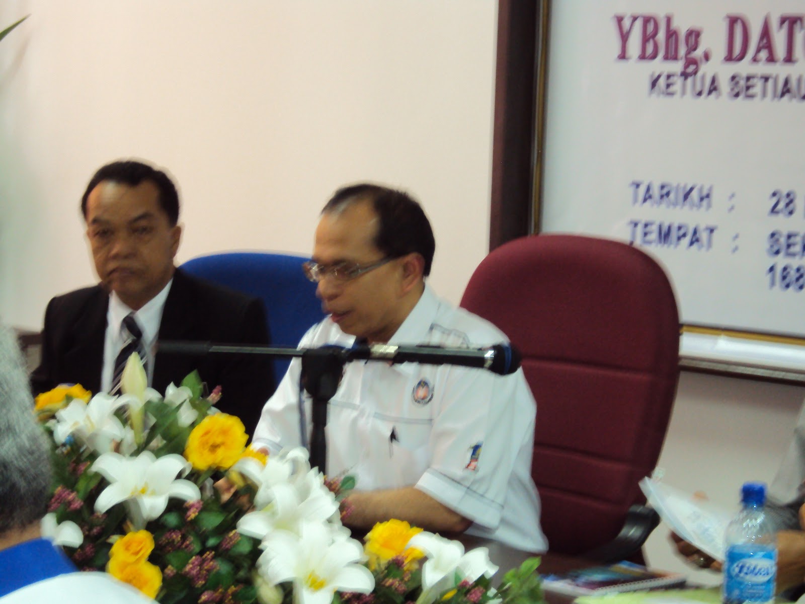 Pentadbiran & Kurikulum SMK Kamil 2011 (versi 1): Lawatan Kerja YBhg ...