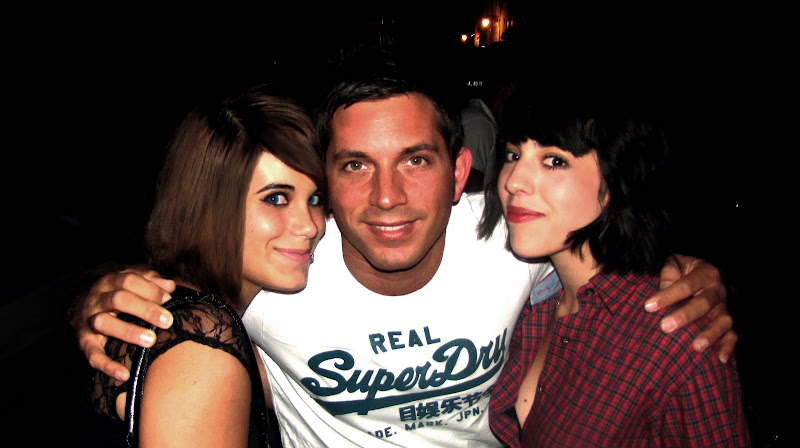 A Memory Of Snowhite.: Cal Cooper, un tiers des Worlds Apart.