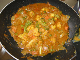 Pots, Pans and Spices: Veg Kadhai..(Vegetable with curd sauce)