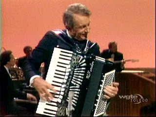 WELK MUSICAL FAMILY: The 30th anniversary of Lawrence Welk's 25th ...
