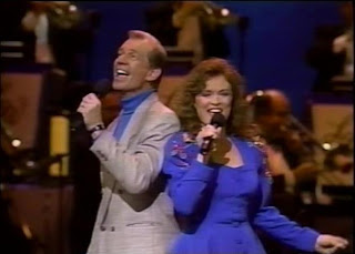 THE CHAMPAGNE PHOTO BLOGGER: Ron Anderson and Gail Farrell