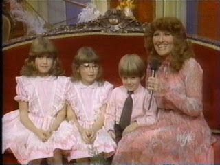 WELK MUSICAL FAMILY: Christmas Through The Years with Sandi Griffiths ...