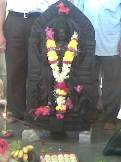 Shri Yogeshwari Namaah: Yogeshwari Devi Murti