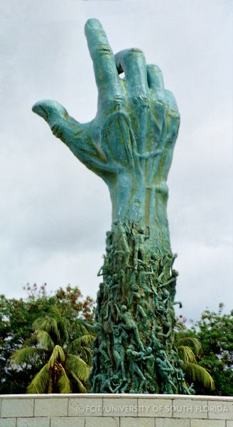 Margy's Musings: Miami Sculpture