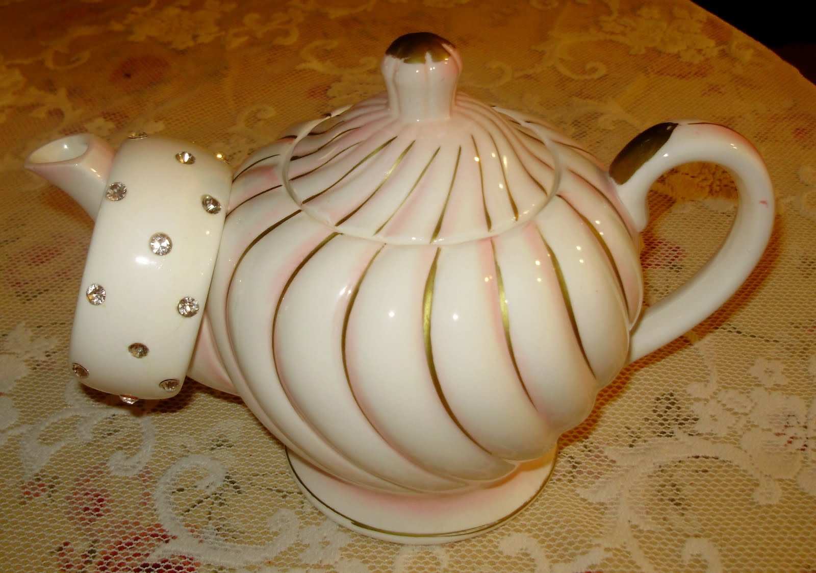 Martha's Favorites: TEA CUP TUESDAY NO. 29!