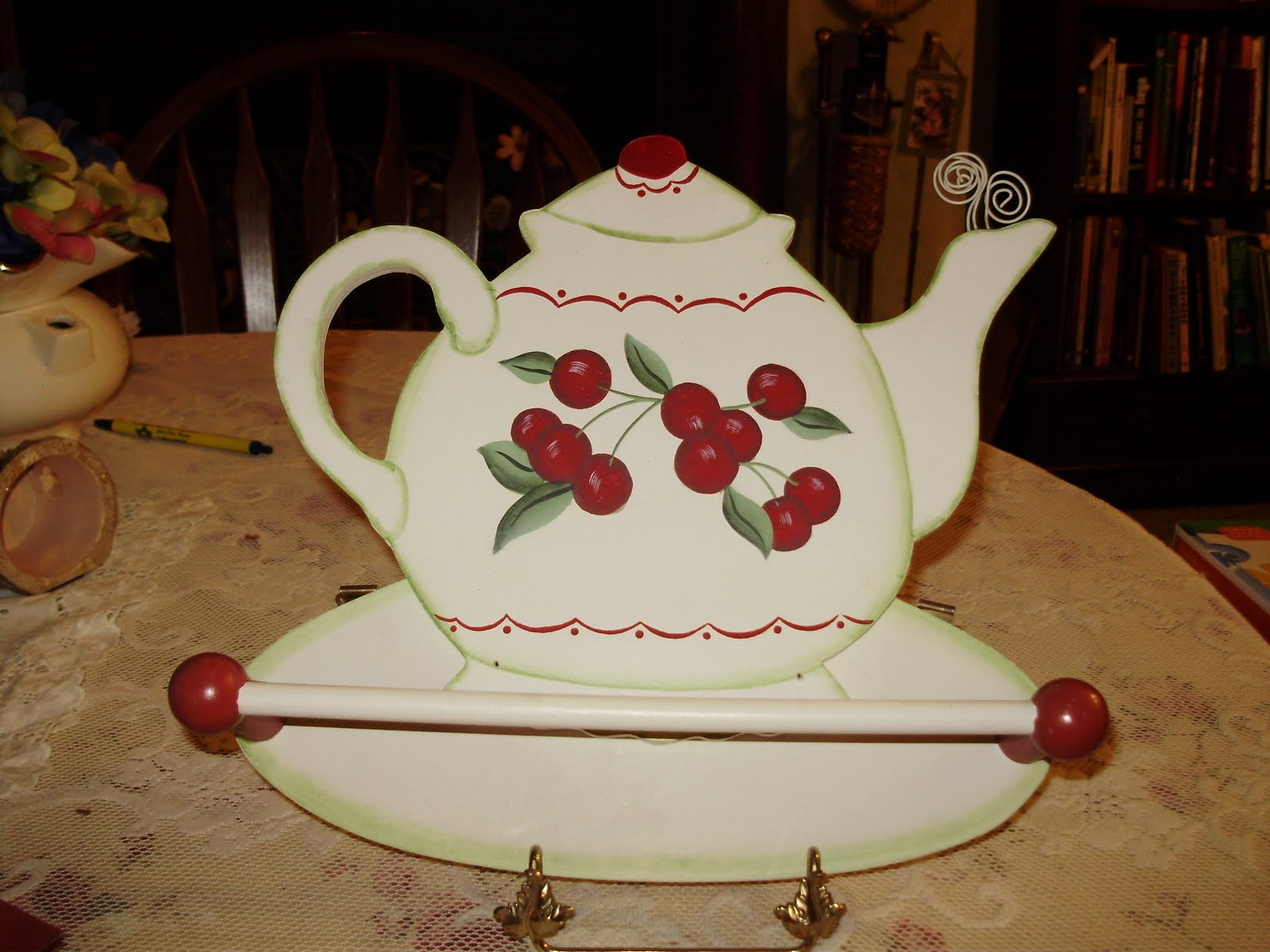 Martha's Favorites: SAYING GOODBYE TO NOVEMBER TEA CUPS! WEIRD!
