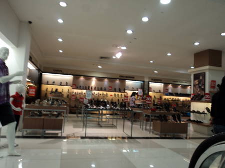 Here Is Indonesia: Golden Truly Shoping Mall