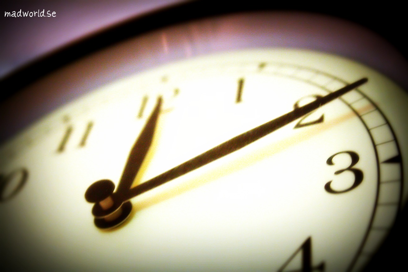 Mad World: Fototriss - Tid