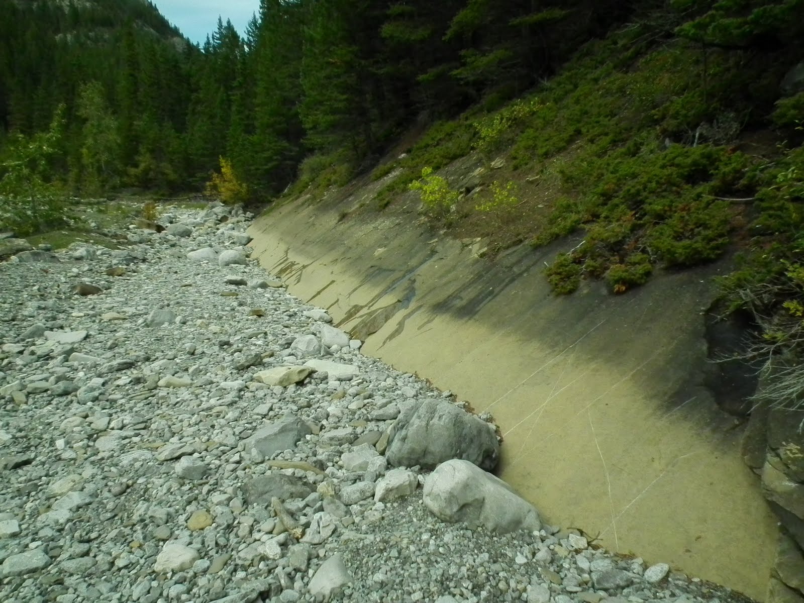 Happenings at Jello's House: To the Exshaw Shales Outcrop