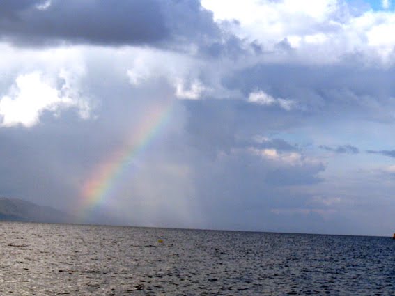 always the sea..παντα η θαλασσα: τα κοριτσια αγαπουν τα ουρανια τοξα ...