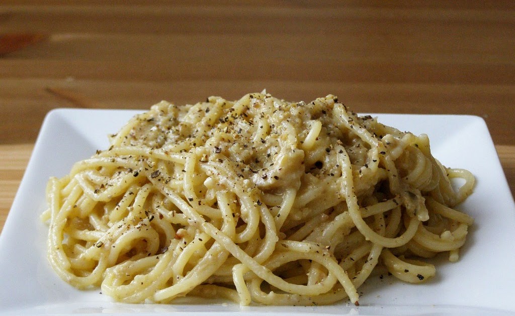 maple•spice: Lemony Artichoke, Mushroom and Pine Nut Spaghetti