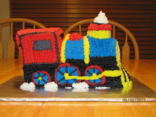 Kristin's Sweet Kreations: Train Cake