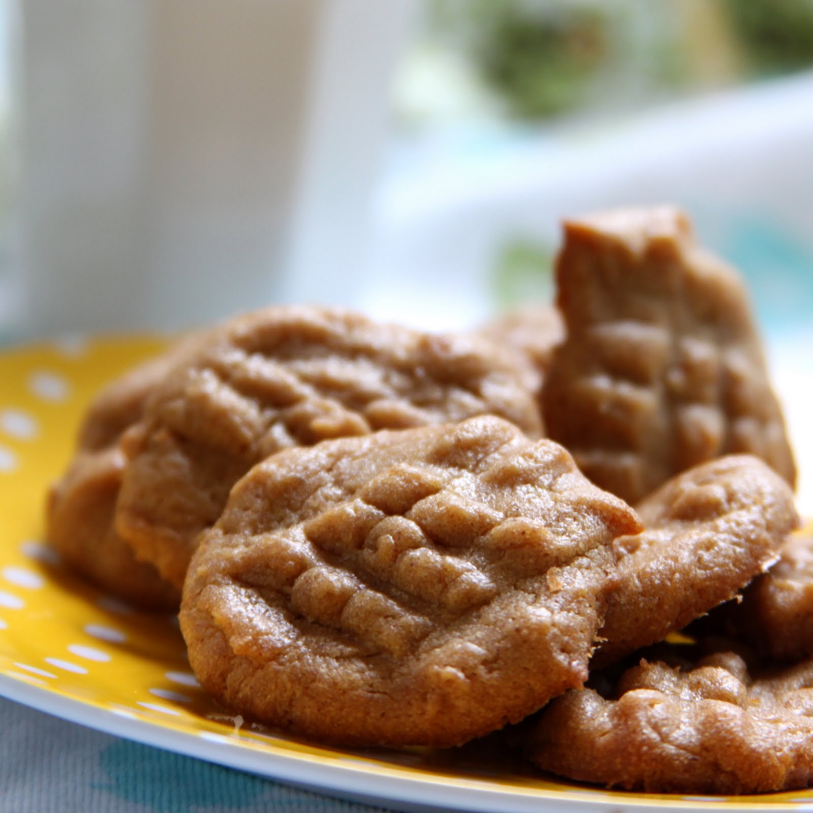 ShowFood Chef: Almond Butter Cookies - Simple Saturday and Gluten Free
