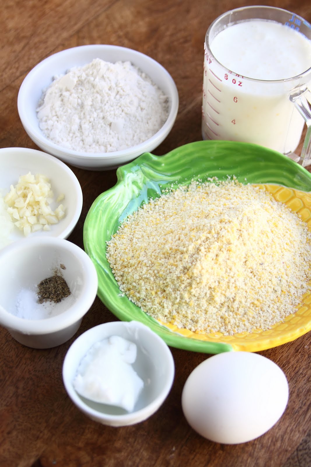 ShowFood Chef: Pinto Beans & Fried Corn Bread - Southern Family Cooking