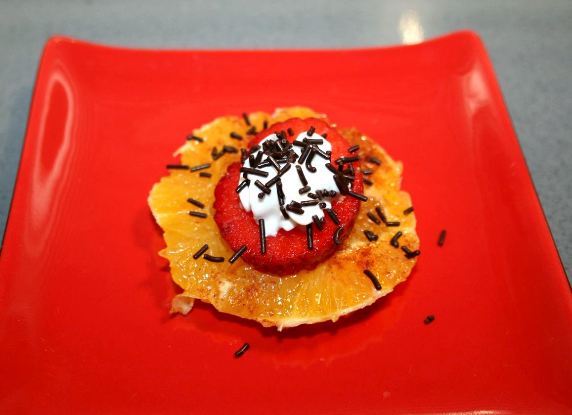 Sabor en cristal: Postre de colores