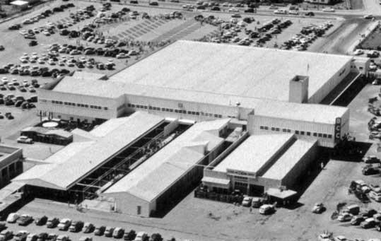 THE SHOPPING MALL MUSEUM