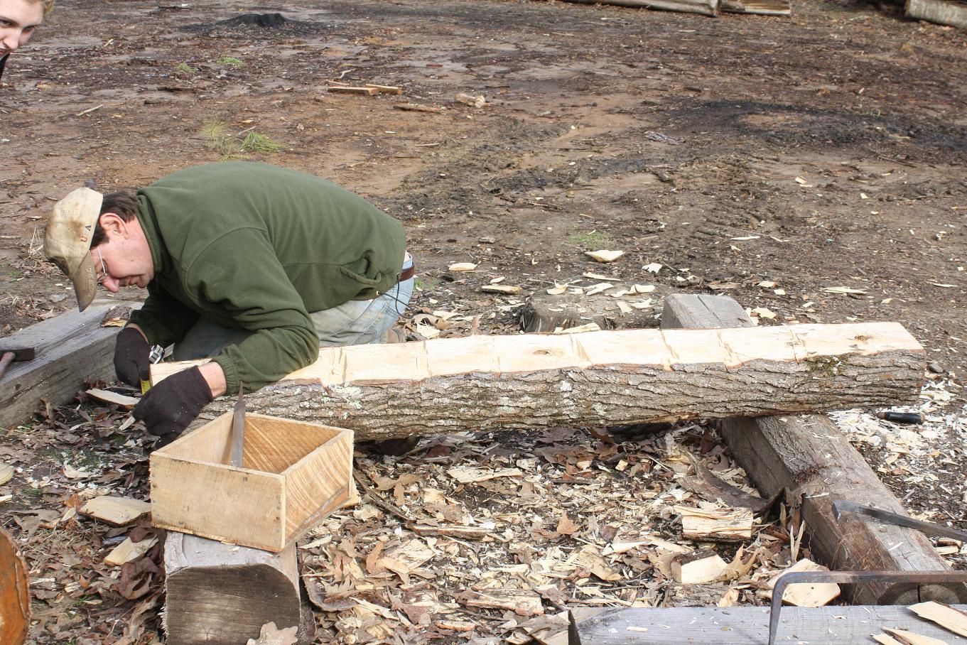 SUZY'S CABIN: Learning to hew a log by hand