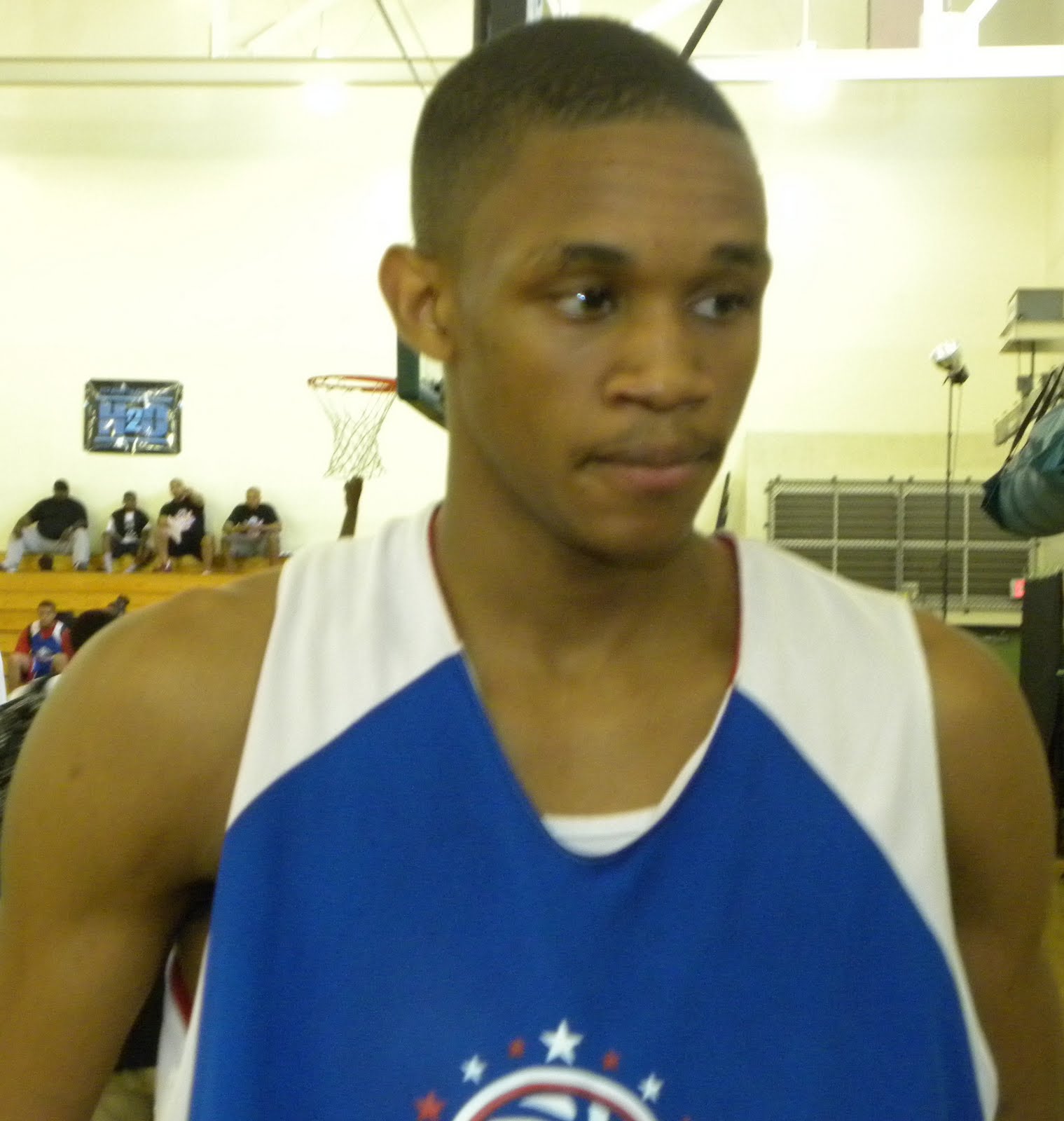 5in60 :: Prep Hoops Coverage & Lifetstyle: October 2010