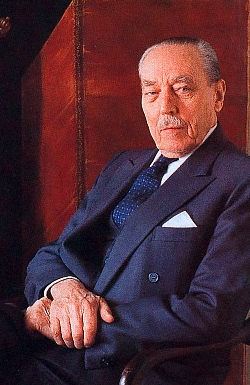 Eurohistory: Footage of the late Henri, Count of Paris (1908-1999)