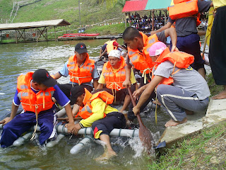 PLKN KEM JUNACO PARK: Aktiviti Air( Kayak-Rakit-Water confident)