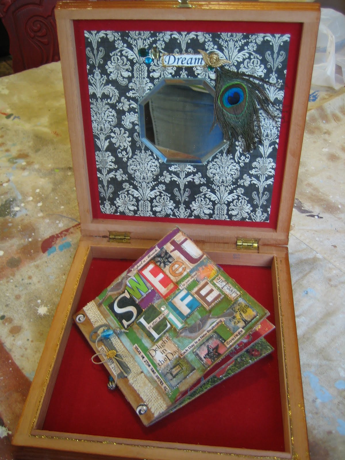 Collage Cafe Art Studio: Cool Funky Cigar Box