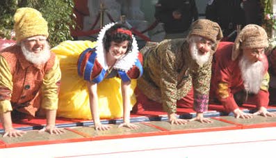 Filmic Light - Snow White Archive: Snow White - An Enchanting Musical ...