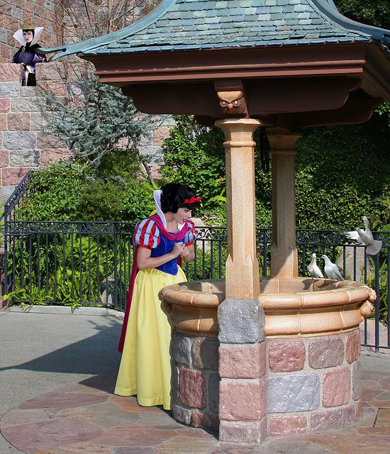 Filmic Light - Snow White Archive: The Princess Photography of "Disney ...