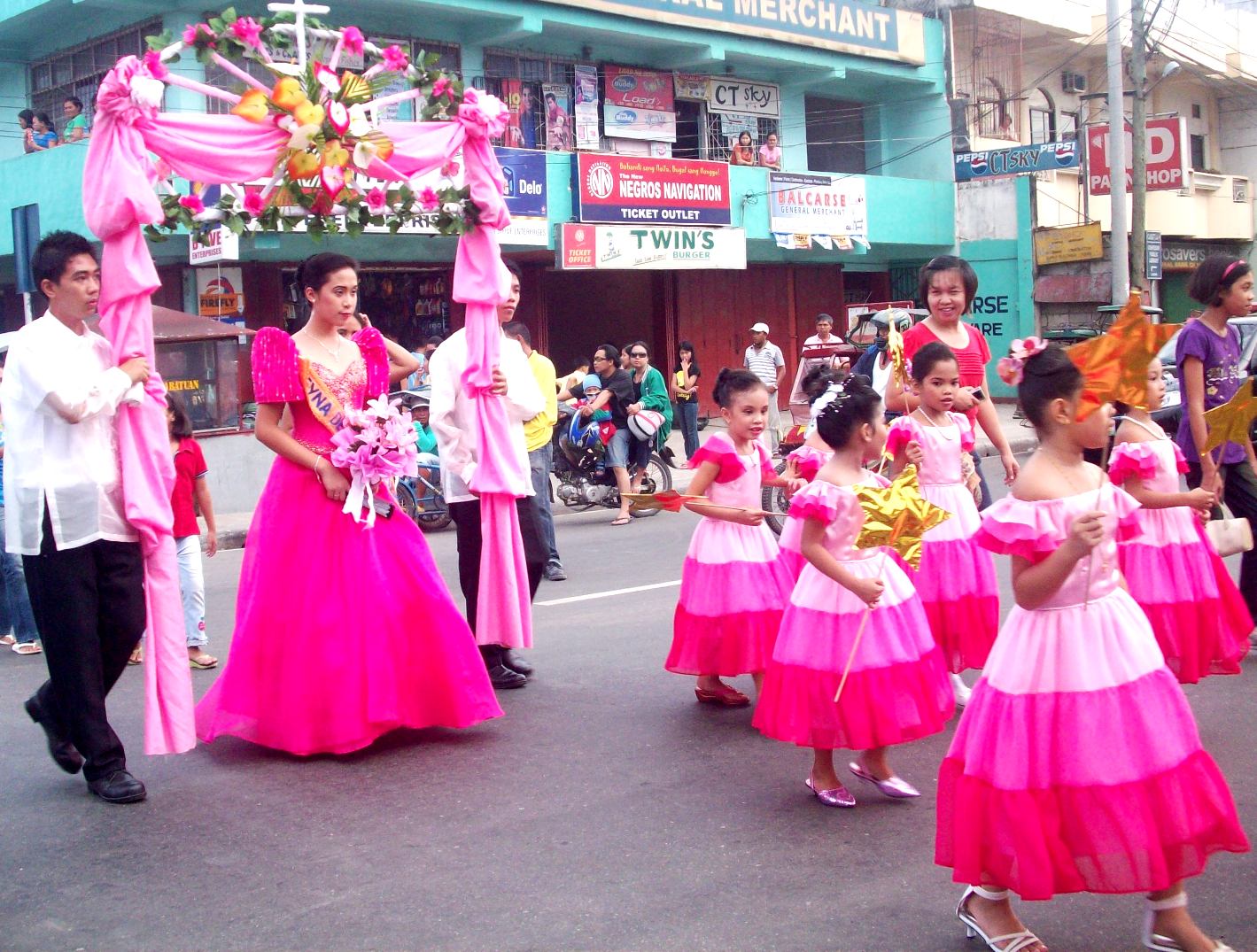 My view from the top of the world...: Santacruzan sa banwa ko