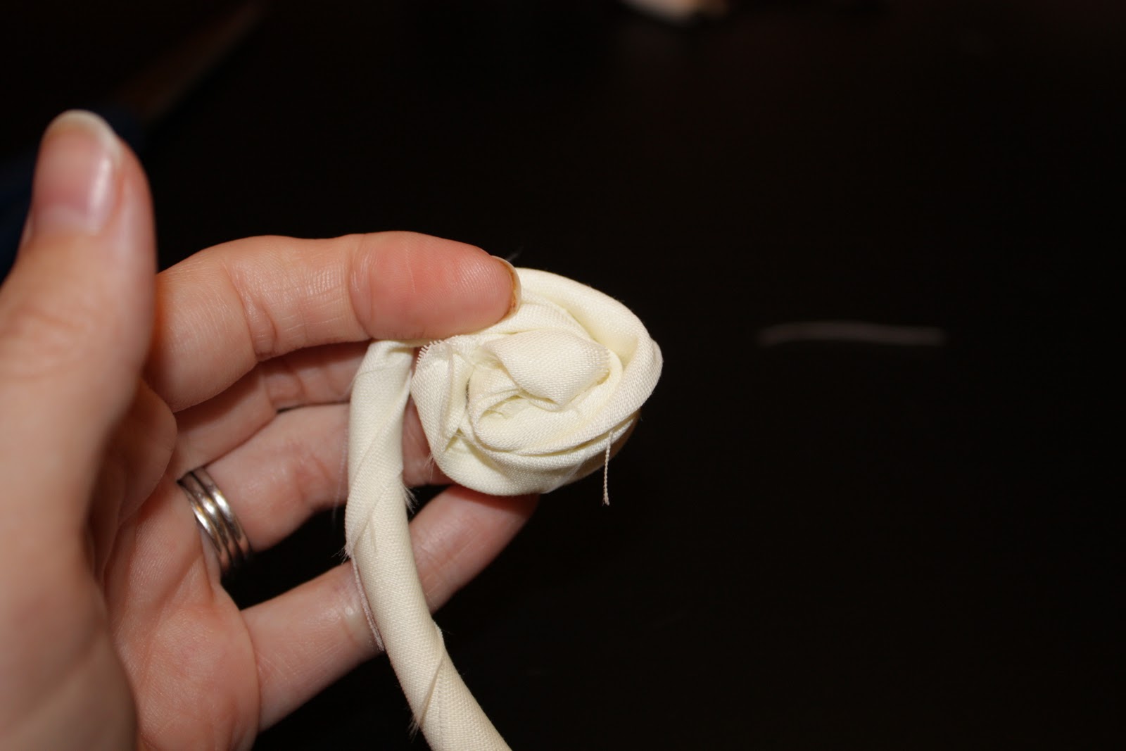 The Wellsprings of Life: Rosette Wreath {Tutorial}