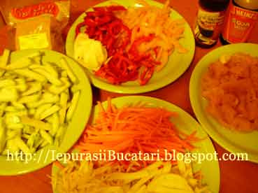 Mancare chinezeasca la wok