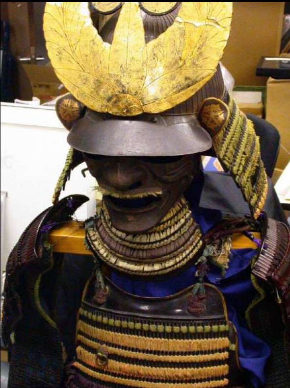 O QUE É MEU É NOSSO: Origami - Elmo de Samurai - Kabuto - Samurai Helmet