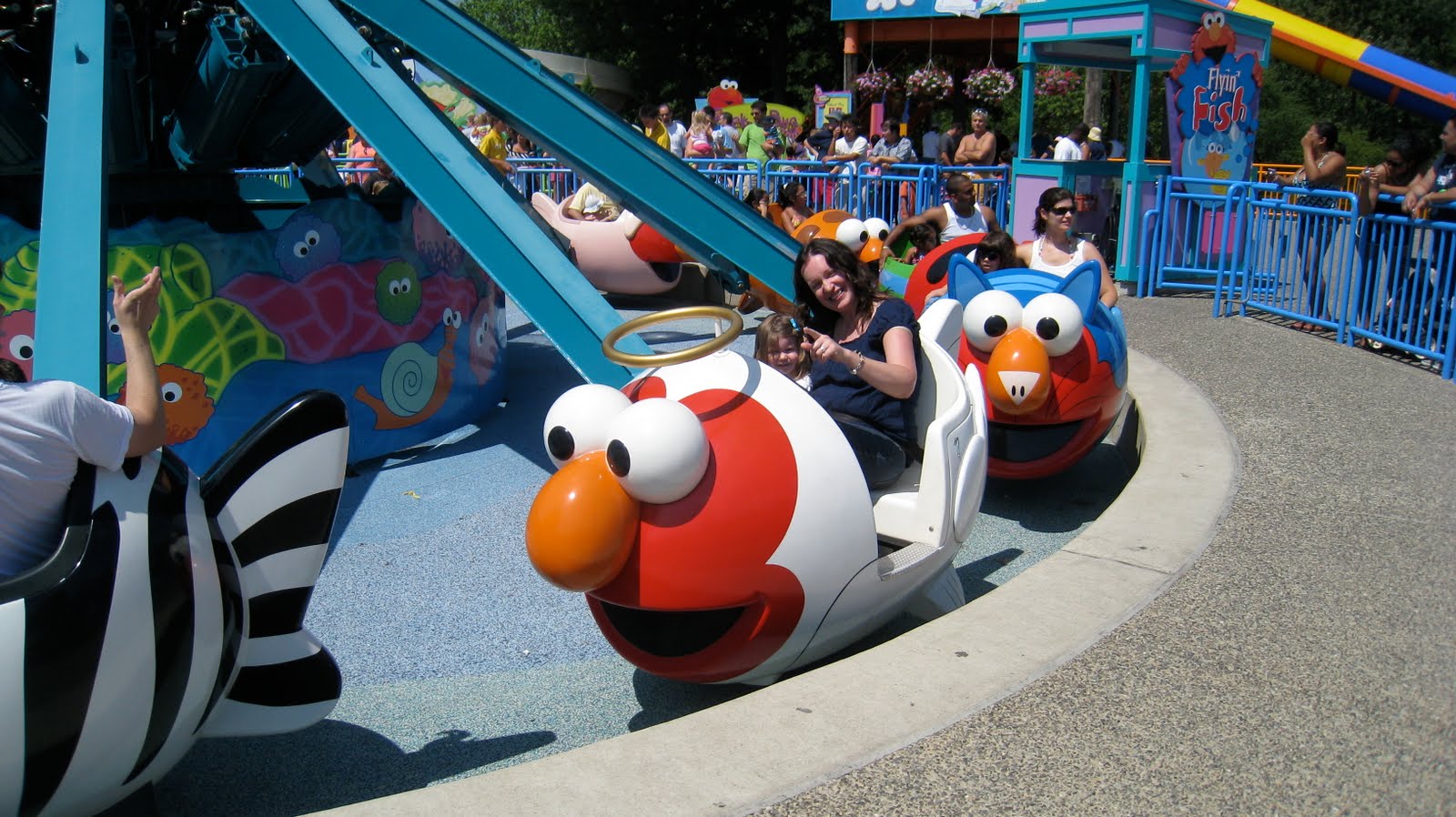 MUSINGS ON MILAN AND PALOMA: A Trip to Sesame Place