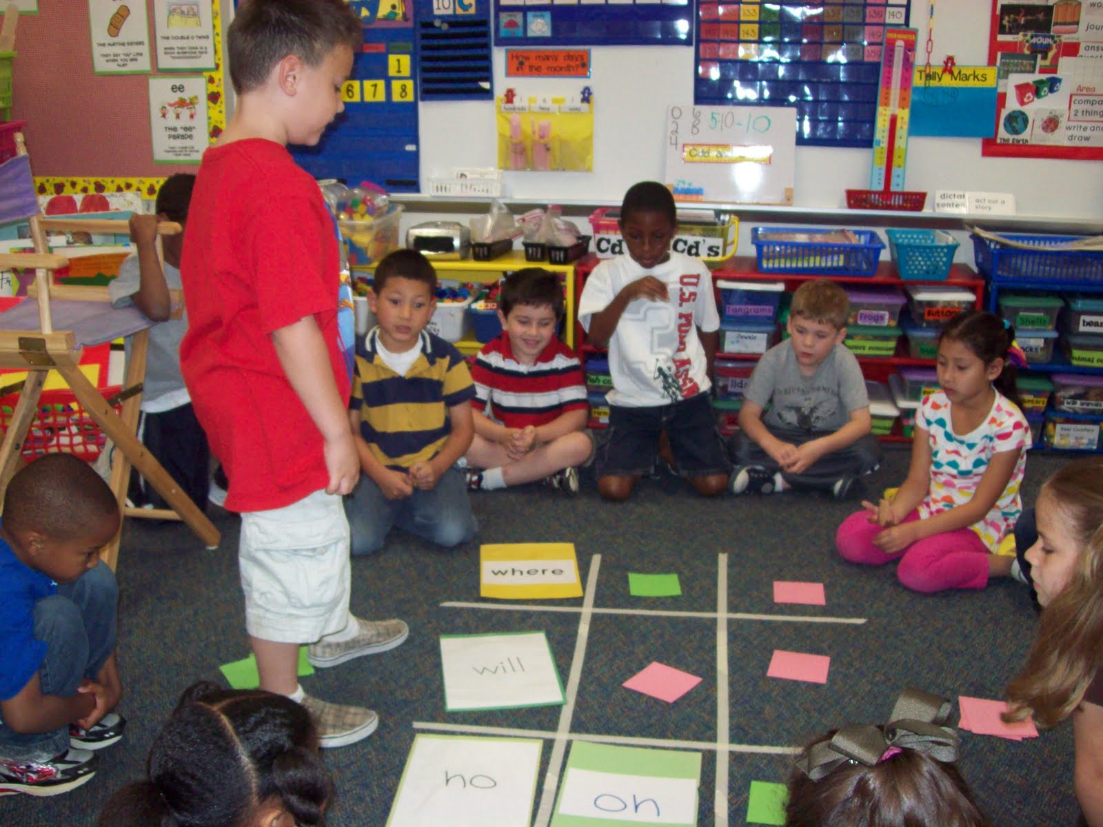 Kindergarten Chronicles: A Kindergarten Blog...: Word Wall Tic-Tac-Toe