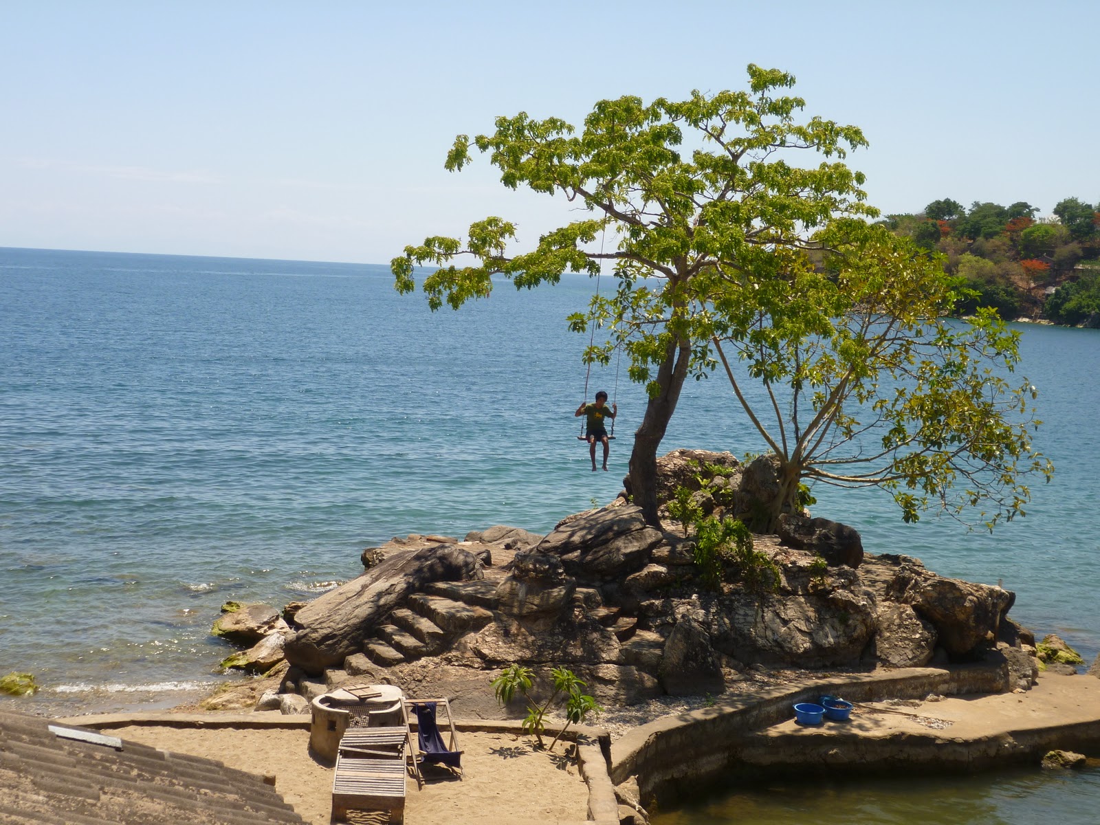 MoonWalkTheWorld: Open water in Nkhata Bay