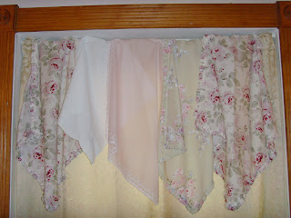 Lily's Pad and Petals: Napkins to Valance